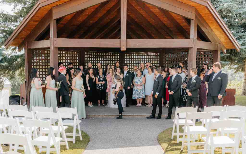 7 Helpful Tips for Creating a Wedding Shot List with Your Photographer